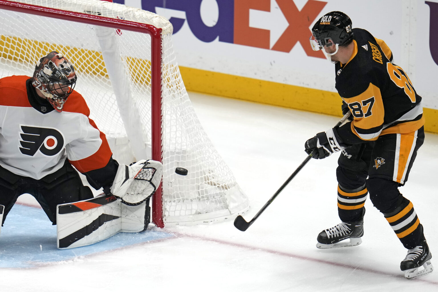 PhHN Daily: Flyers Injury Update; Frozen Frenzy; Crosby Milestone - Philly Hockey Now